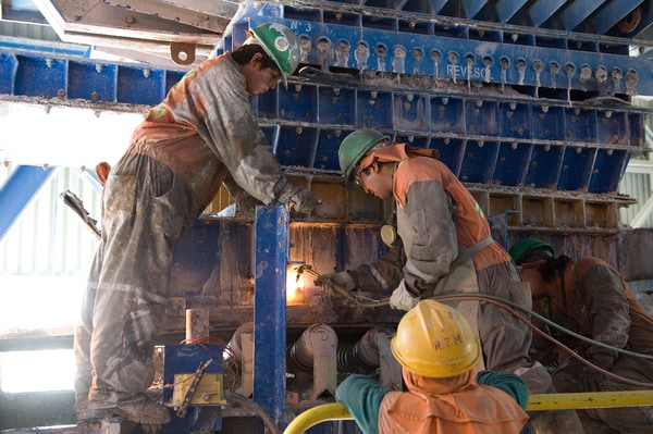 Mining, mineral processing and cement | SKF