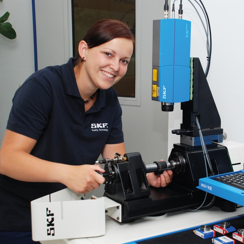 Upgrades and refurbishment | SKF