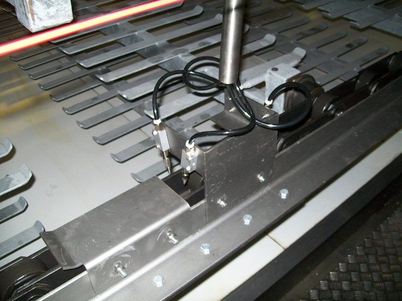 SKF Chainlube air assisted oil projection system | SKF