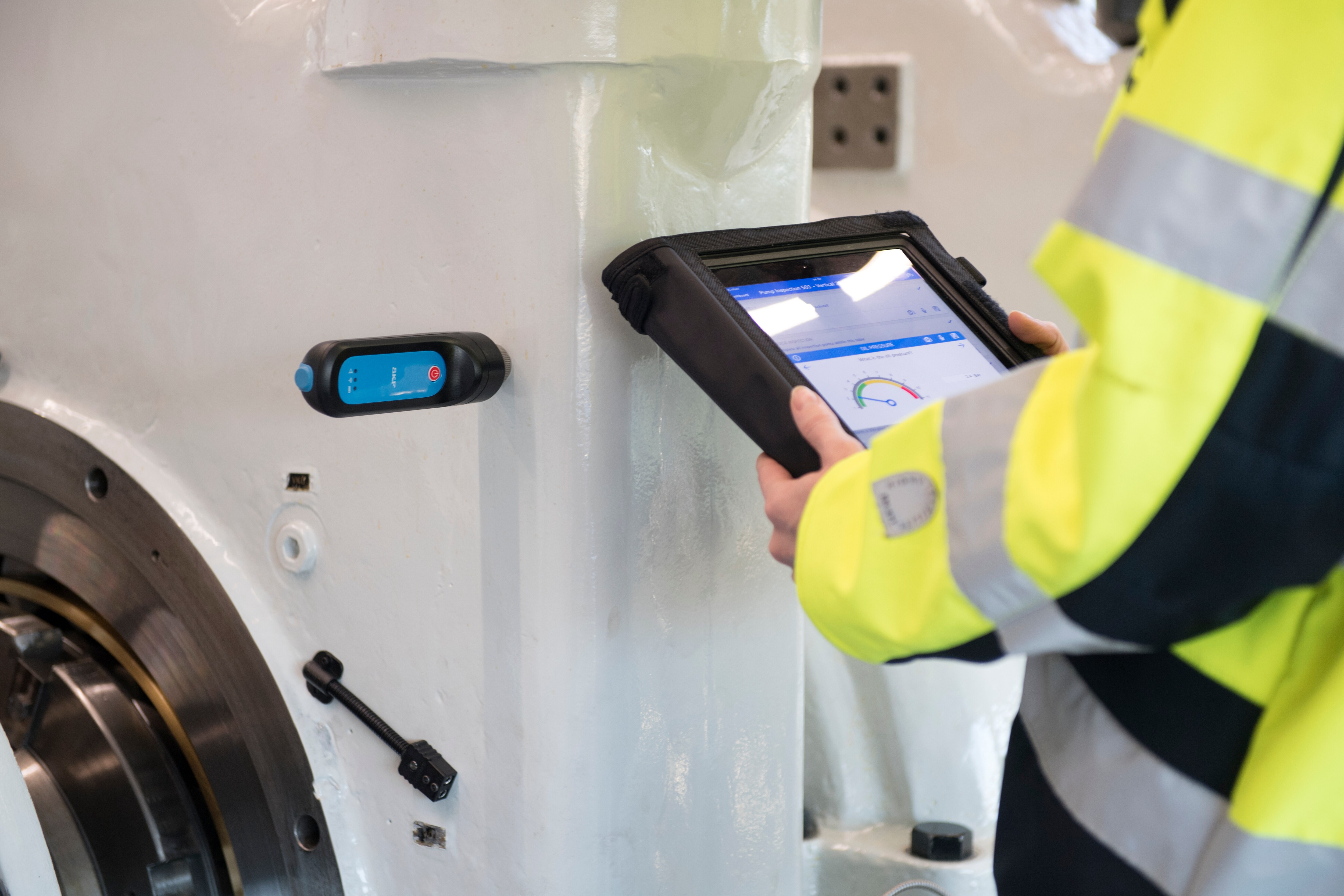 Services and condition monitoring | SKF