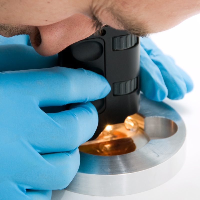 Grease Analysis Kit - Test grease directly in the field | SKF