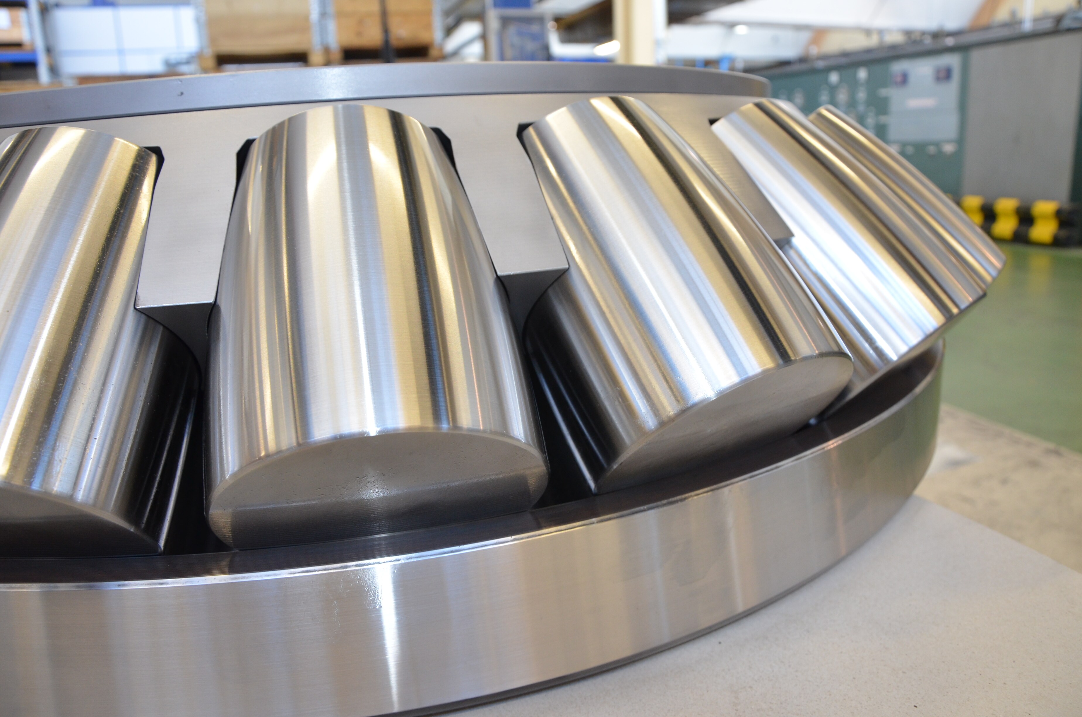 SKF