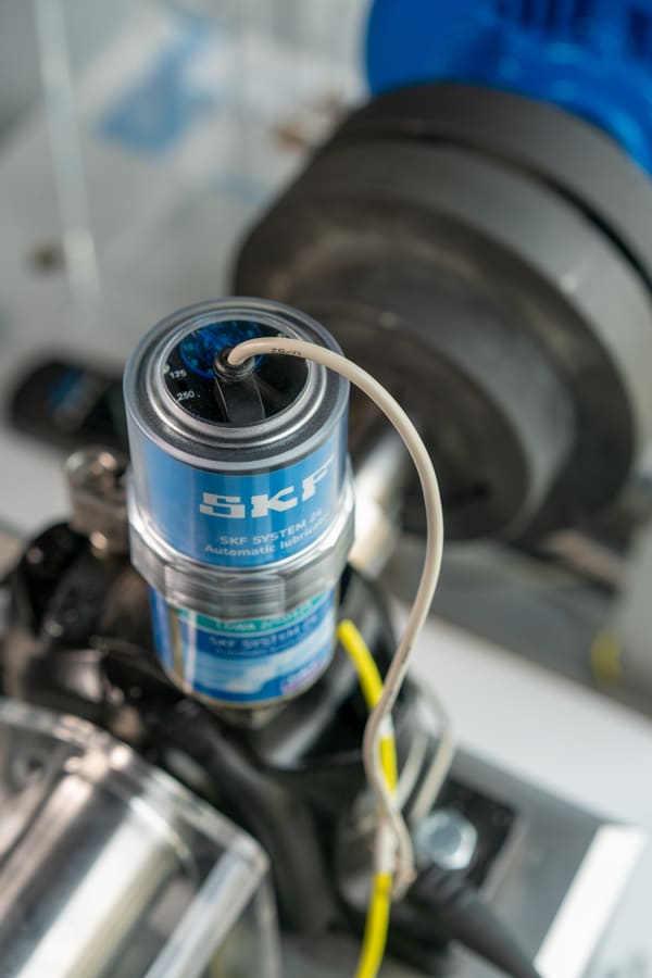 TLSD 1-DK - ElectroMechanical lubricators - Cabled | SKF