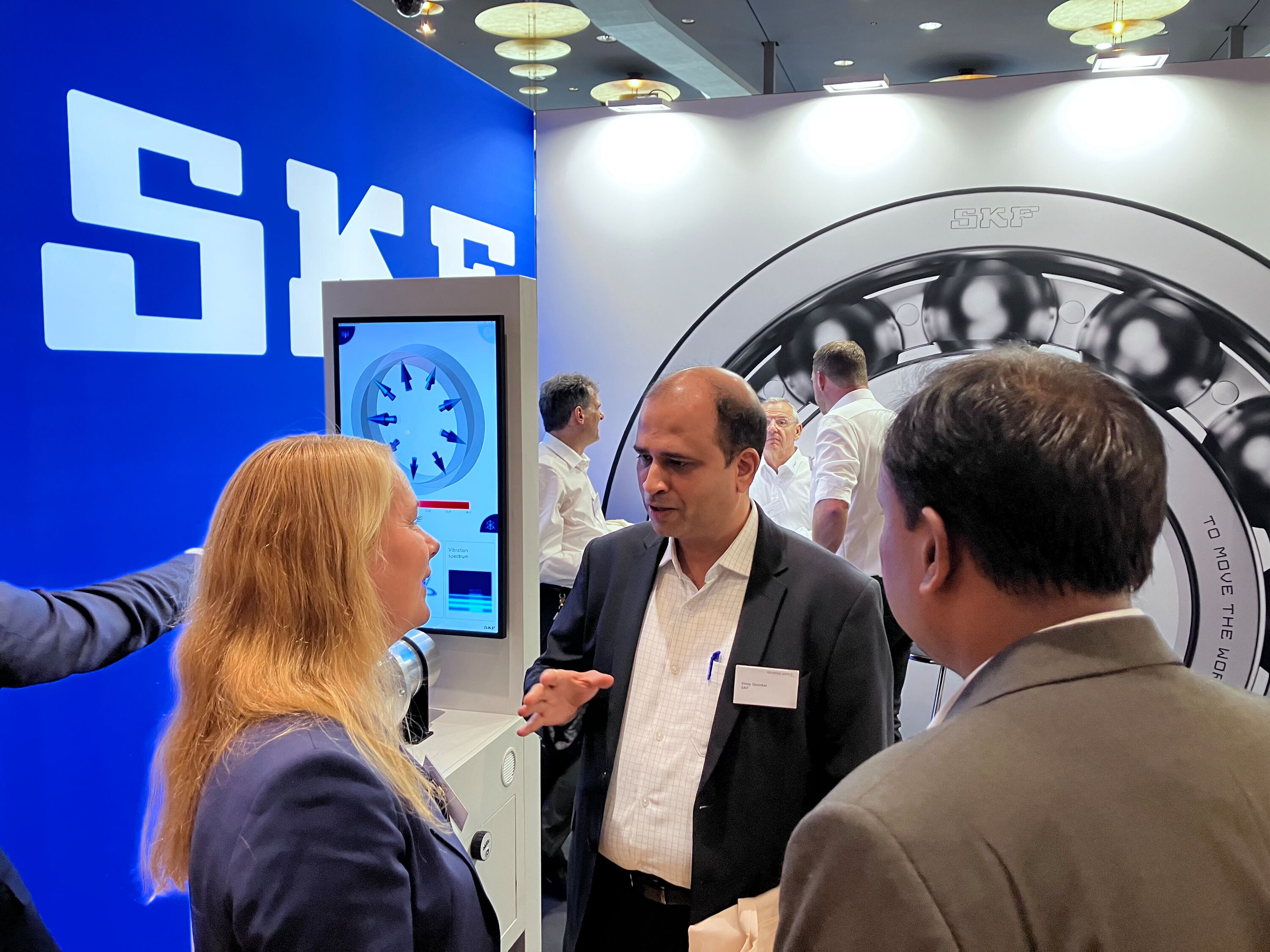 Why intelligent and clean bearings matter more than ever | SKF