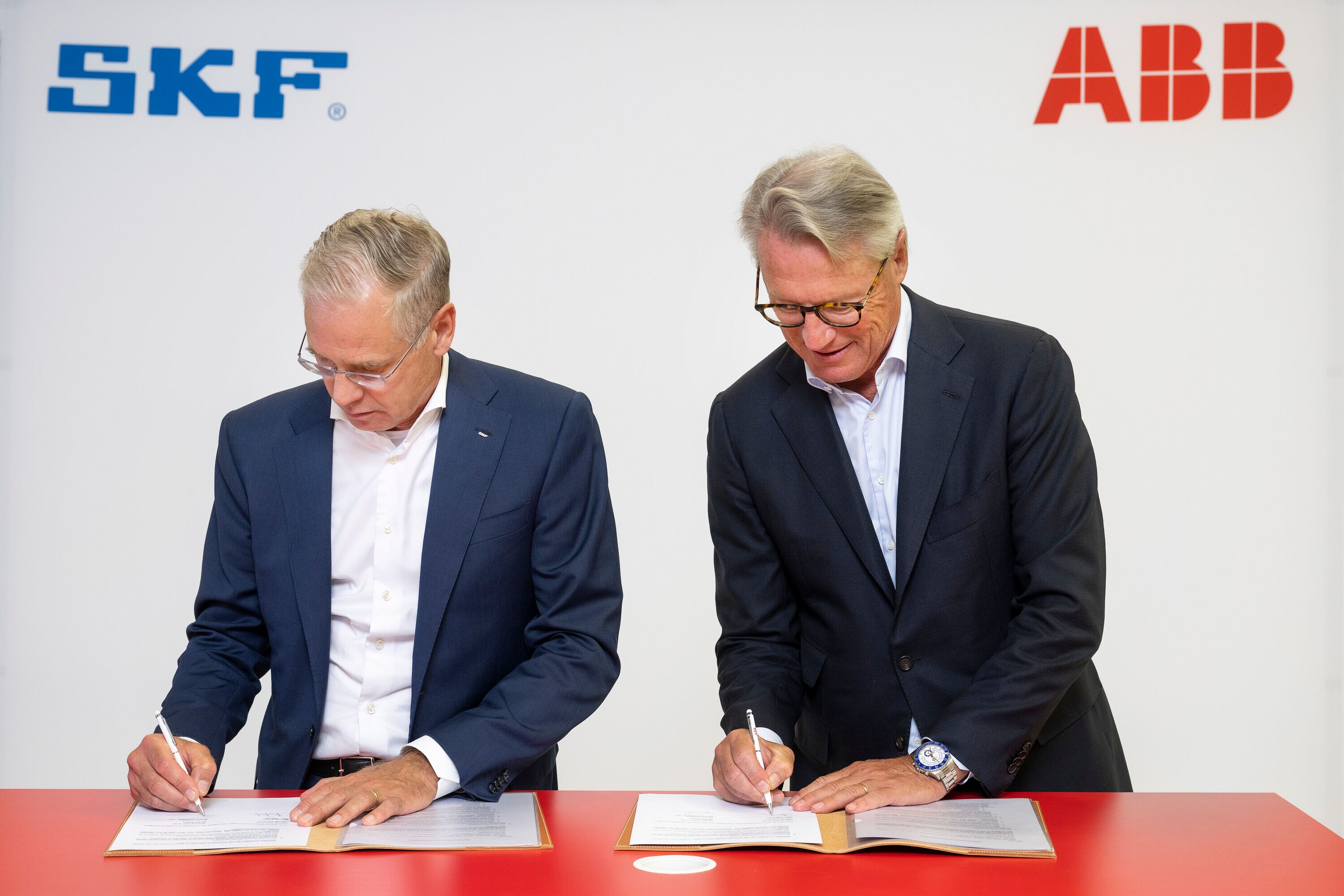 SKF