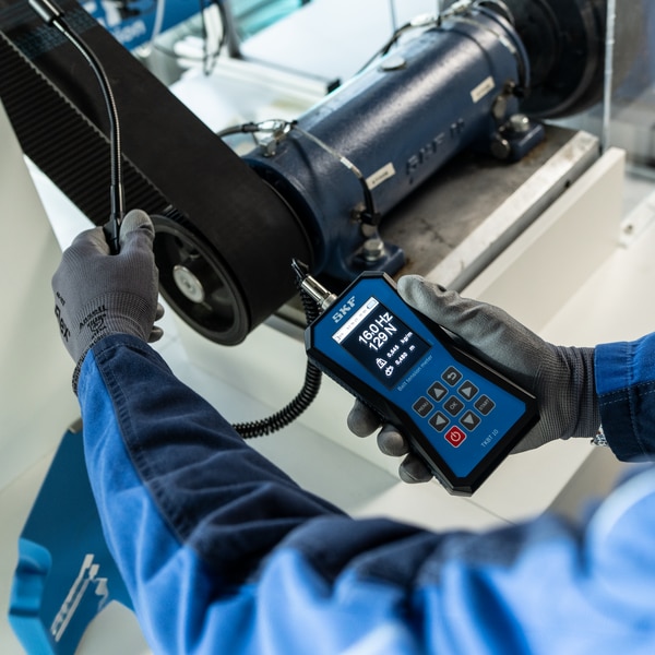TKBT 10 - Belt tension tools | SKF