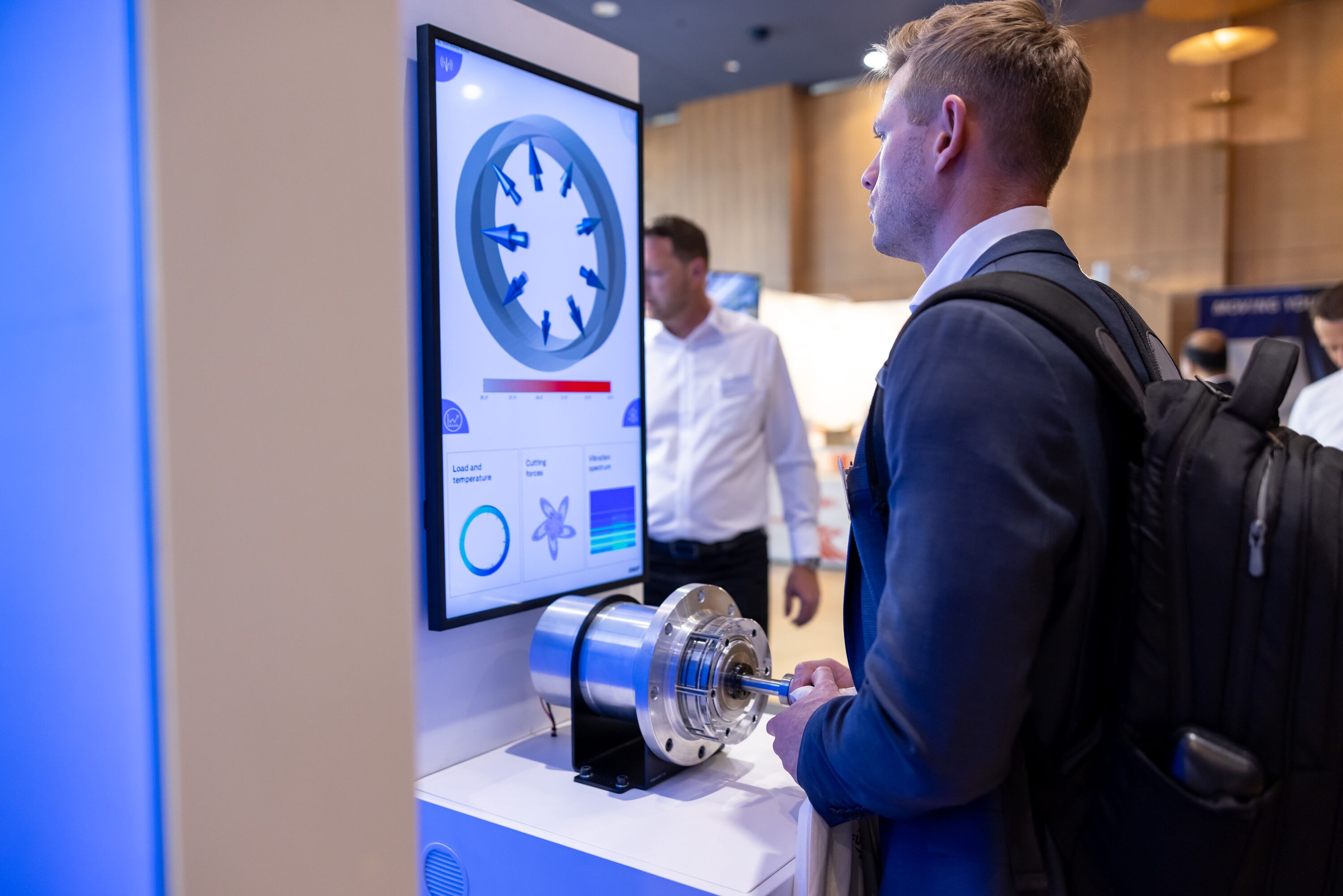 Why intelligent and clean bearings matter more than ever | SKF