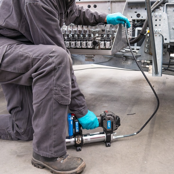 TLGB 21/230V - Grease guns | SKF