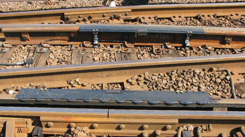 Rail track solutions | SKF
